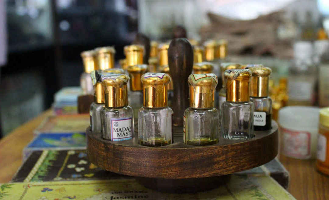 All About Delhi’s Popular Ittar Store - Gulab Singh Johrimal | So Delhi