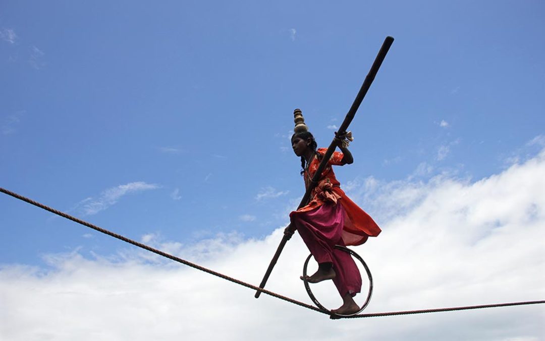 A Story Of The Street Performers Found In Delhi | So Delhi