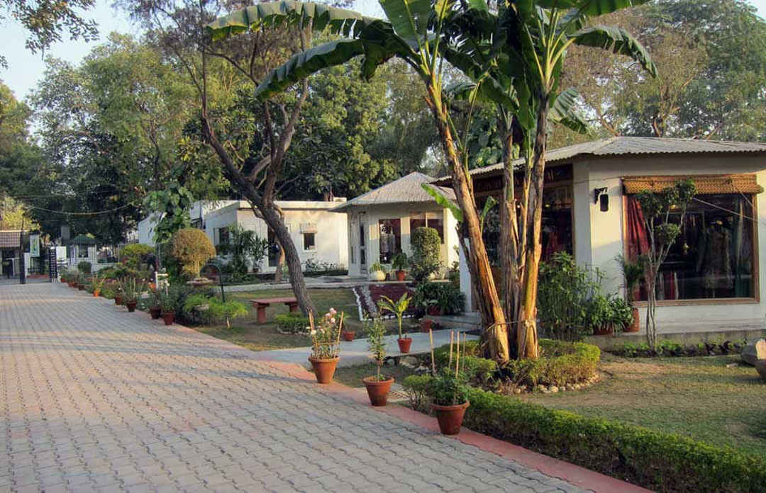 6 Best Stores At Santushti Complex In Delhi | So Delhi