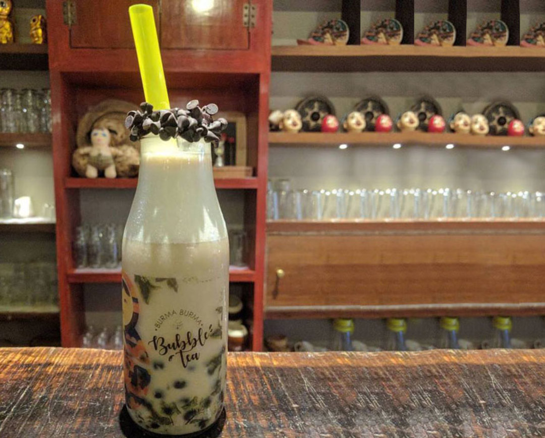Try Activated Charcoal & Coconut Bubble Teas @ Burma Burma | So Delhi