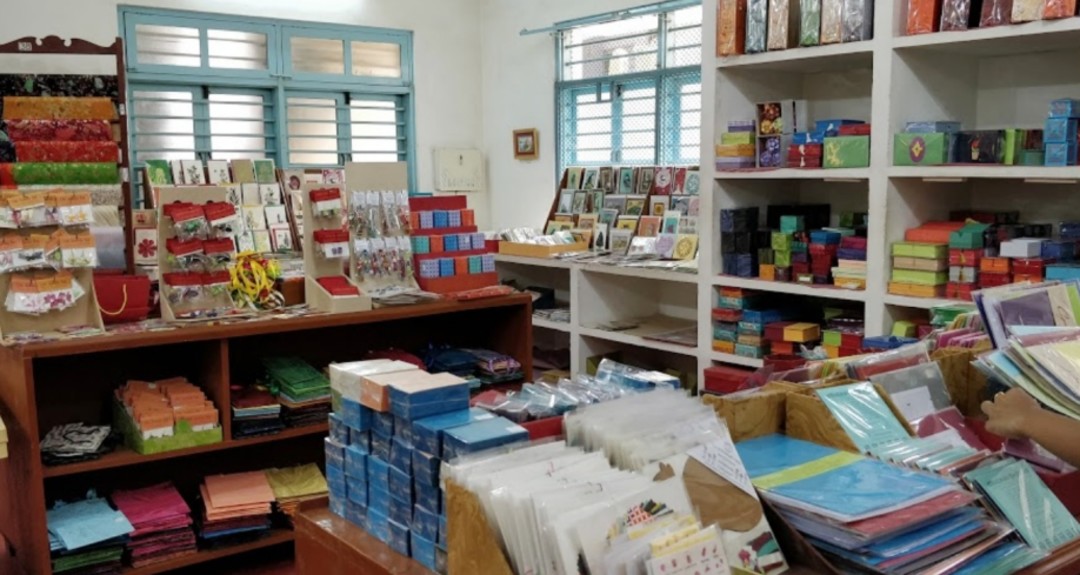 Sri Aurobindo Handmade Paper Kuruchikuppam, Pondicherry | So Pondicherry