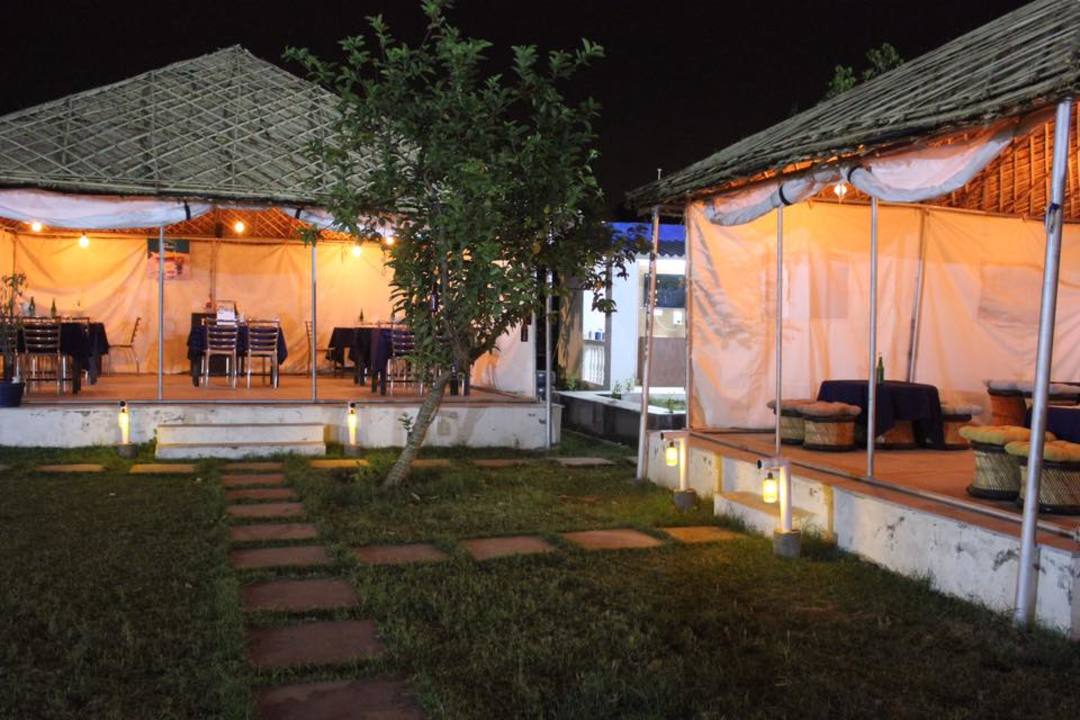 The Circle Cafe In Greater Noida Looks So Cute! | So Delhi
