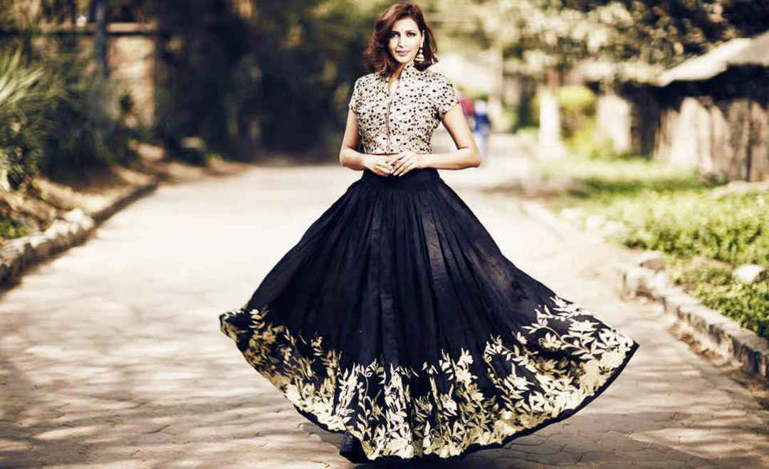 The Vintage Rack Will Happily Welcome Malini Ramani, Manish Arora ...