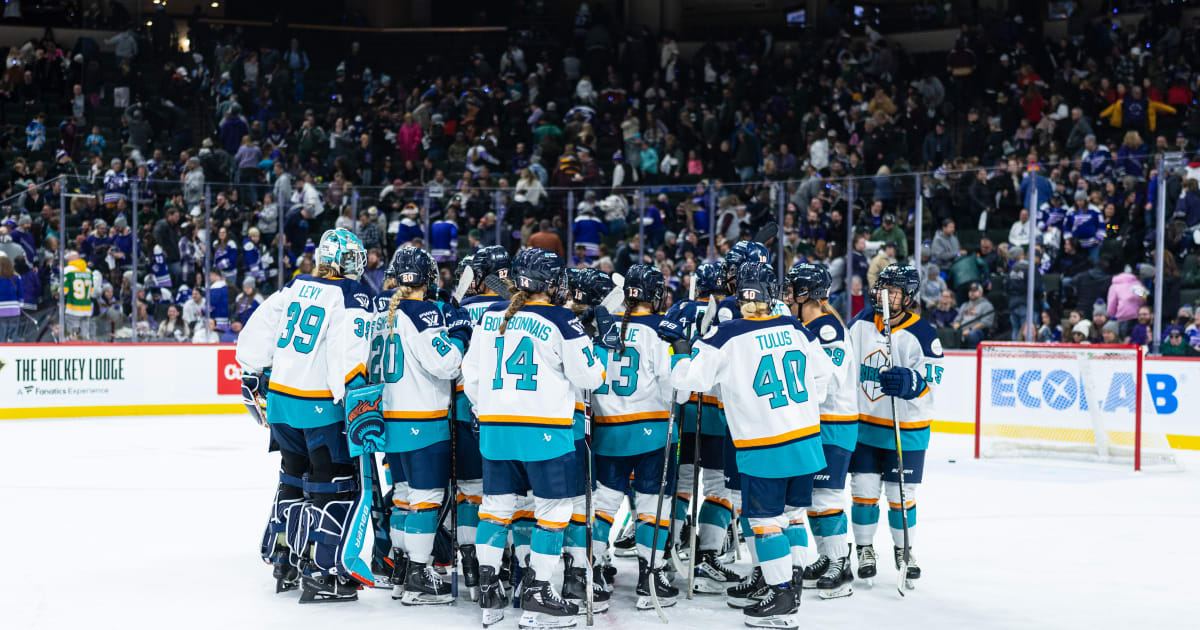 CARPENTER SECURES A SEASON-OPENER WIN FOR THE SIRENS IN OVERTIME AGAINST FROST | PWHL ...