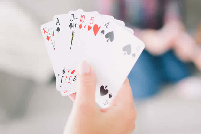 4 Old School Card Games! - QiDZ