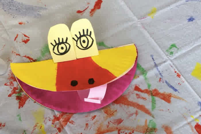 Paper Plate Duck Hand Puppet - QiDZ