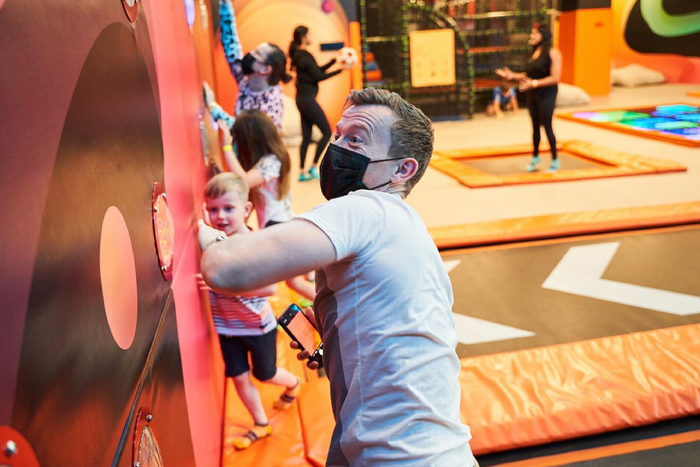 Trampoline Fun at TR88HOUSE's SkyFall - QiDZ