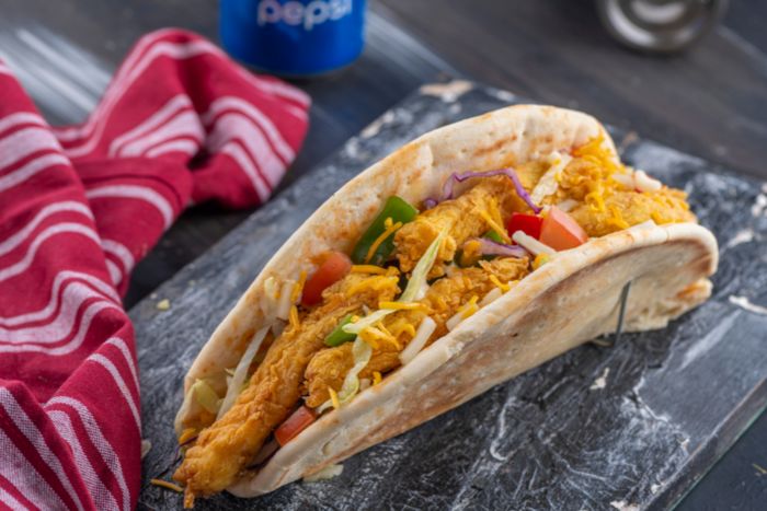 Family Dining at Mexican Tako Hut Riyadh - QiDZ
