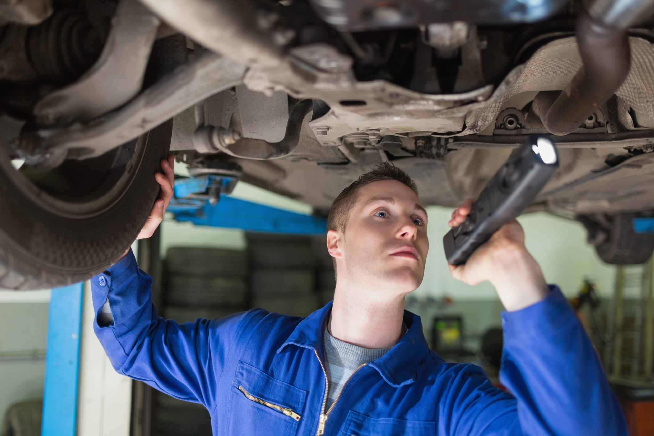 Drivers squander £1.3m on missed MOT tests - CompareNI