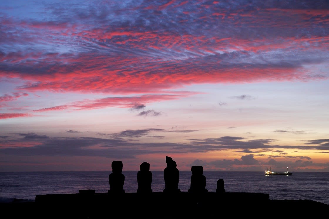 What To See On Easter Islands: 9 Main Tourist Attractions - Rainforest ...