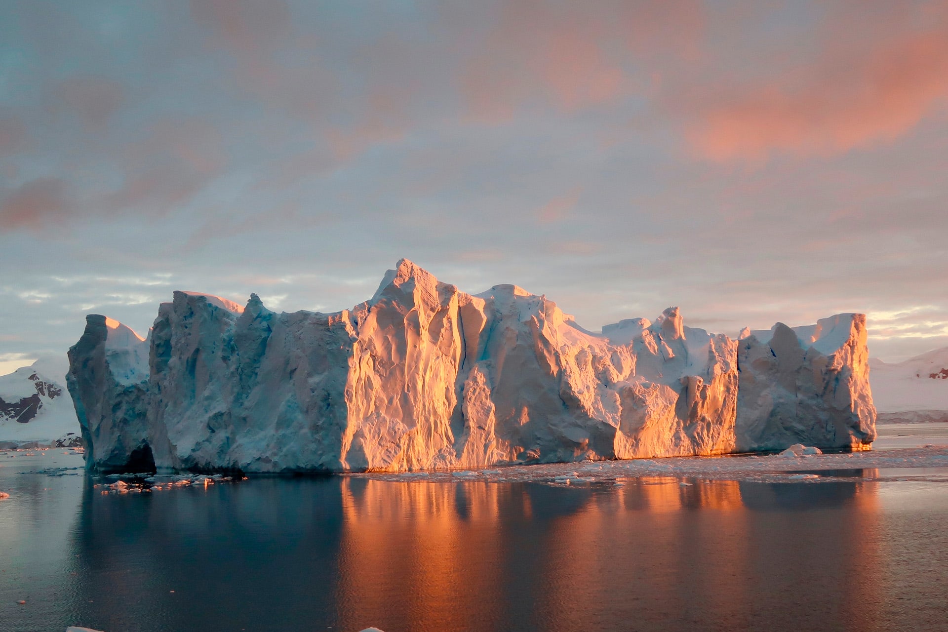 Micro Fly Cruise al Círculo Antártico | Antarctica Cruises