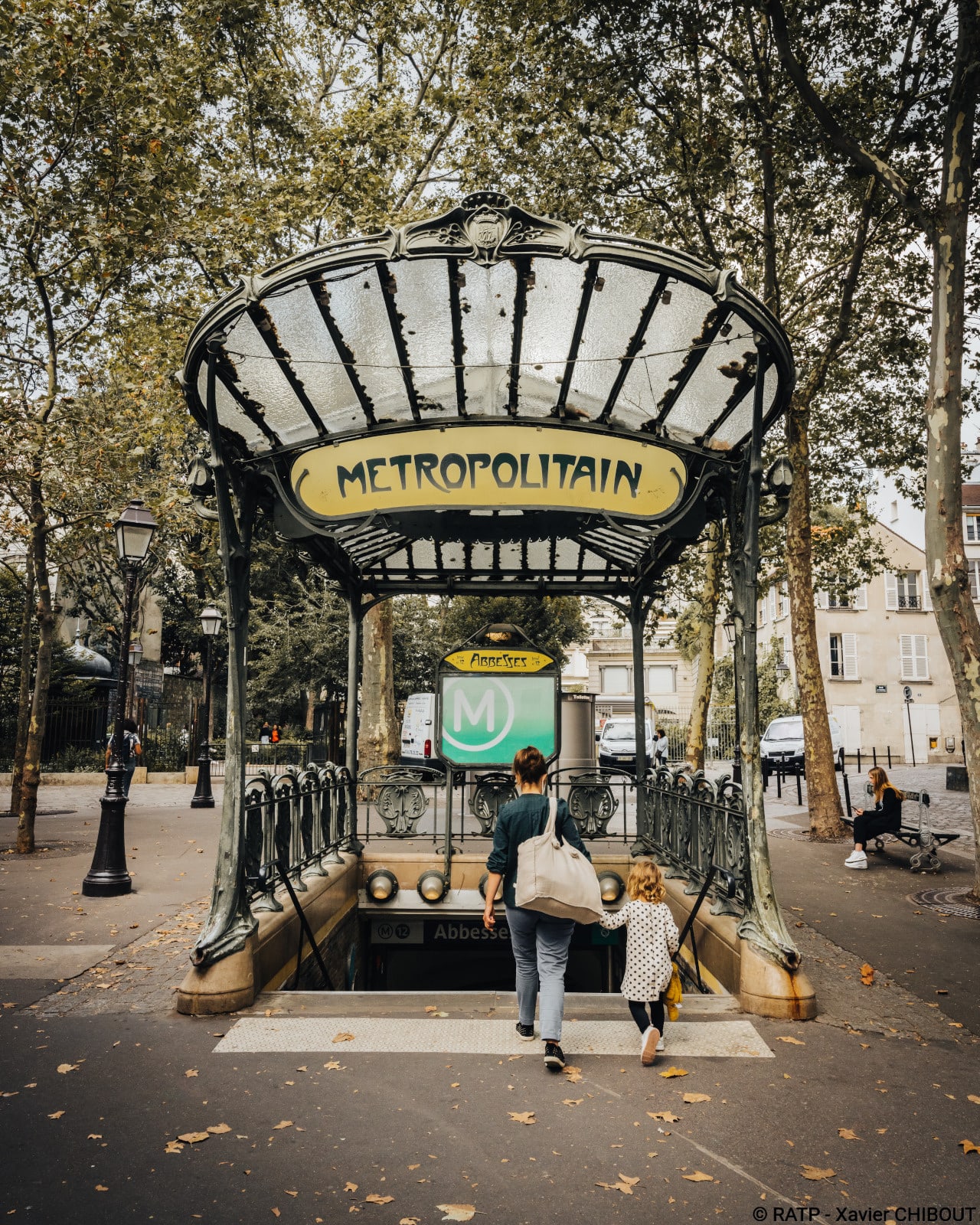 Subway Abbesses | Bonjour RATP