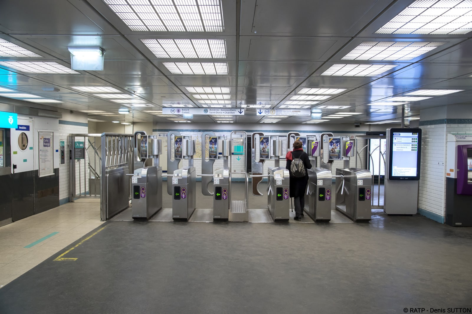 Métro Invalides | Bonjour RATP