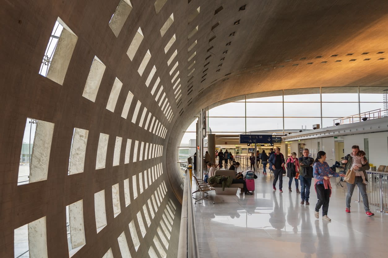 Terminal 2F de l’aéroport Roissy Charles de Gaulle : le guide complet