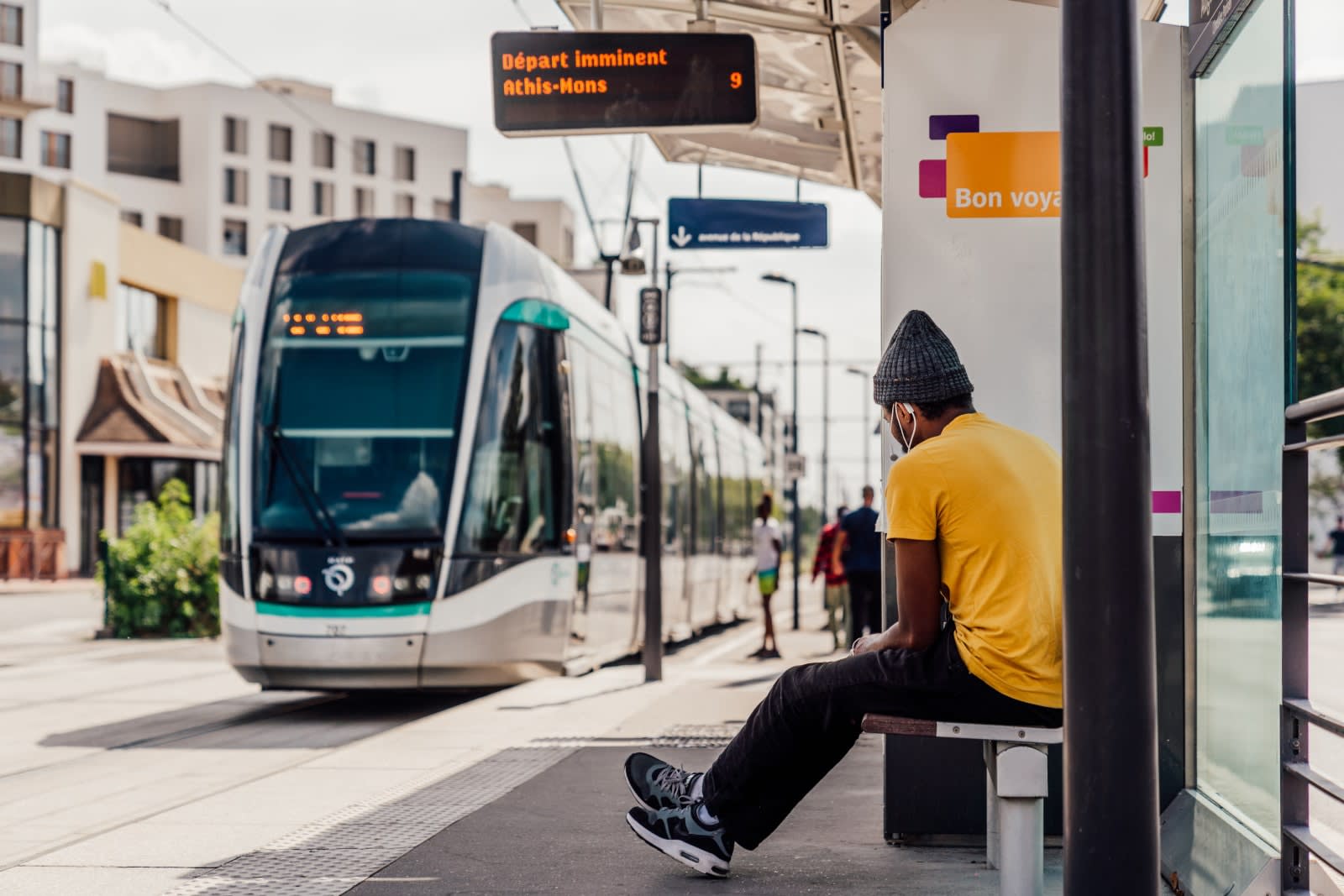 Comment aller à l'Aéroport Paris Orly : Accès et transport