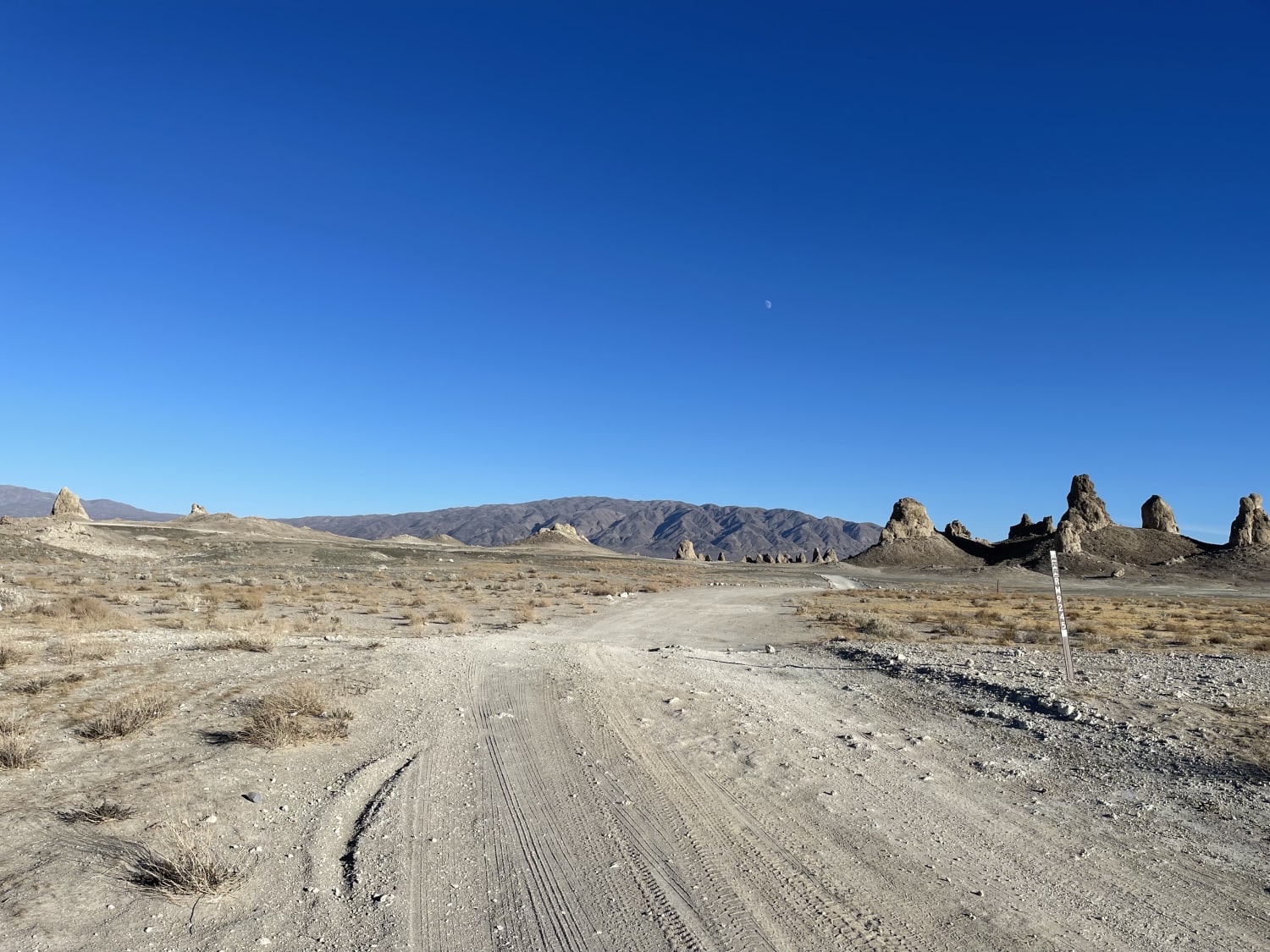 4x4 Trona Pinnacles Playground Scenic Tour, California : Off-Road Trail ...
