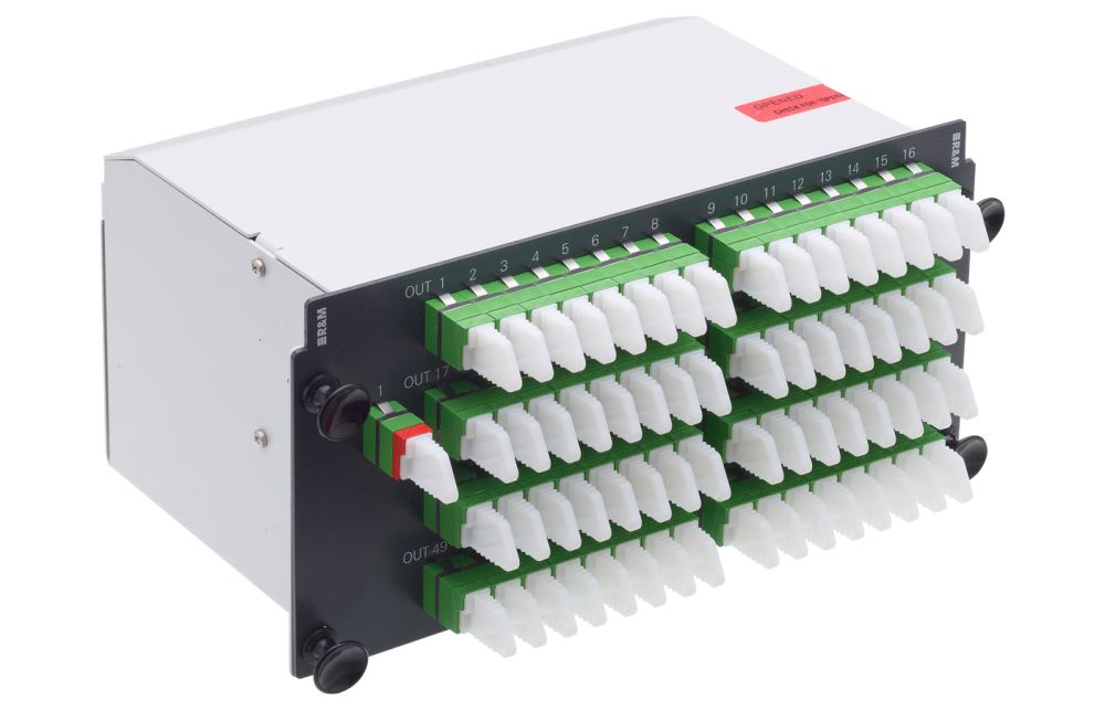 3U Splitter Insert ODF, 1* 1x64, E-2000™ APC, G.657, C/1 - eCatalog