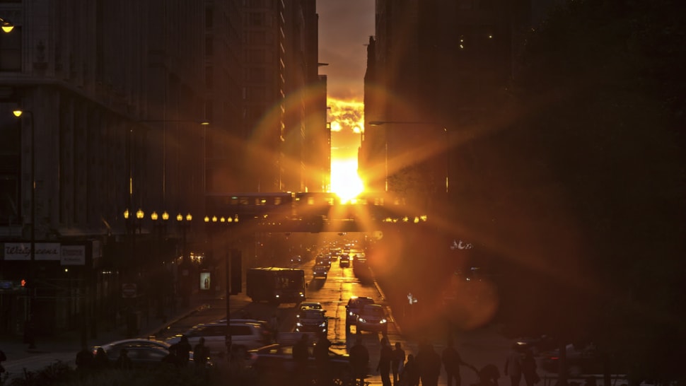 Best Time to See Chicagohenge 2018 - When & Where to See - Rove.me