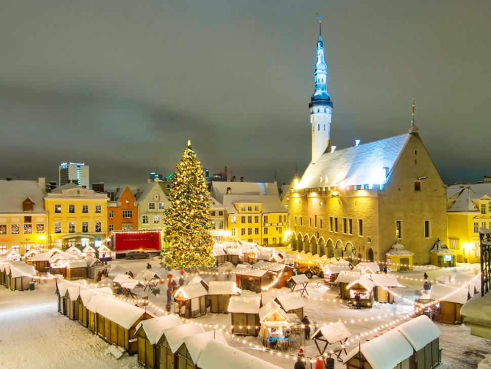 Best time for Christmas Market in Tallinn, Estonia 2018 & Map