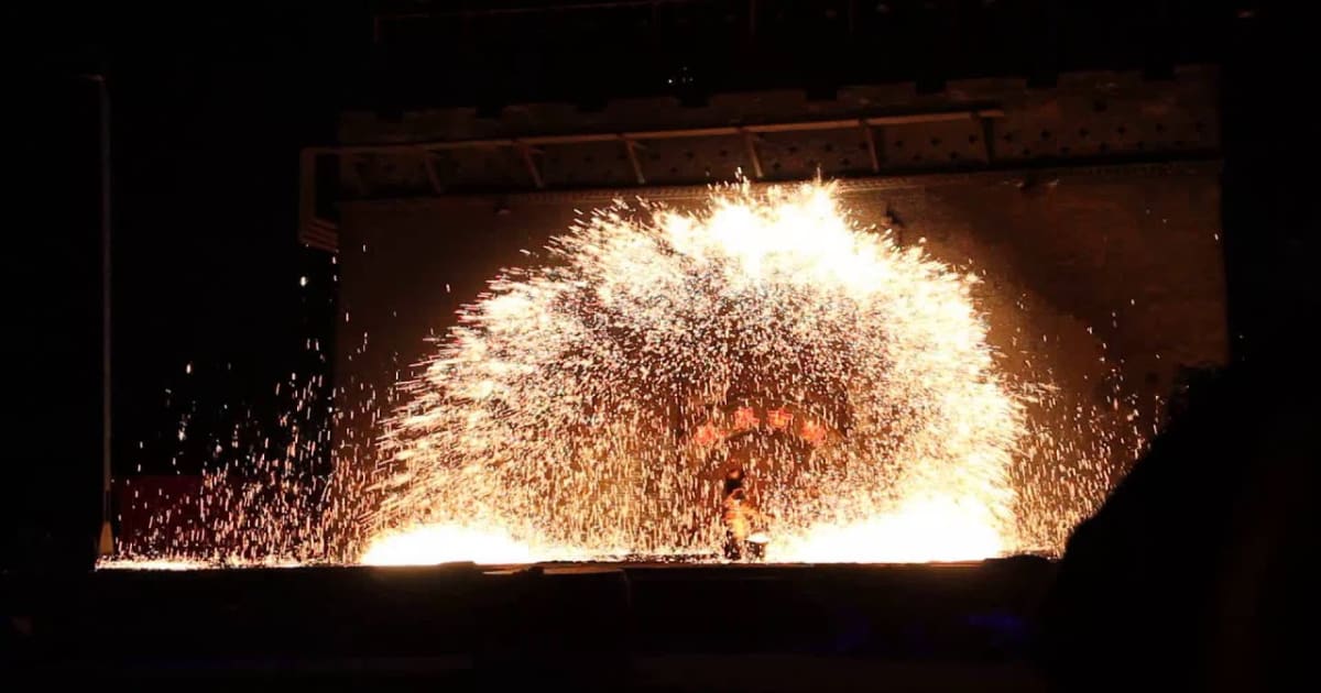 Da Shuhua Molten Iron Fireworks 2023 in China - Rove.me