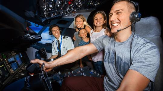 Flight Simulator Experiences With RedBalloon - For Flying Enthusiasts