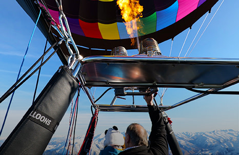 Gift Ideas & Experience Gift Vouchers - RedBalloon