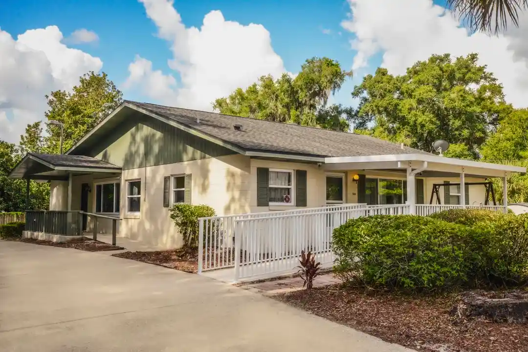 Freedom House DeLand: Treatment Options, Amenities & Photos (DeLand ...