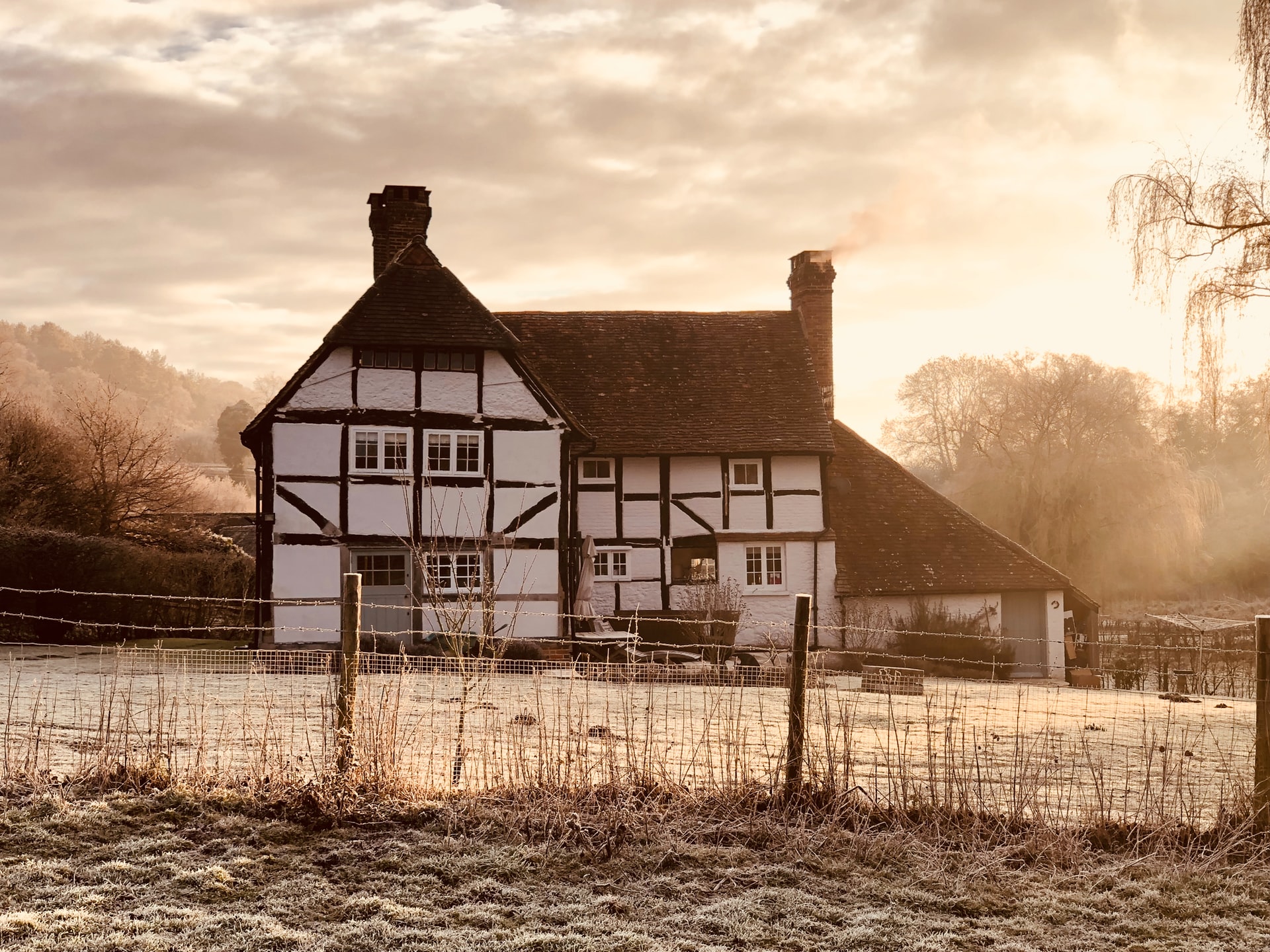 10 Best Drug & Alcohol Rehab Centres near Surrey 2026 (With Pricing)