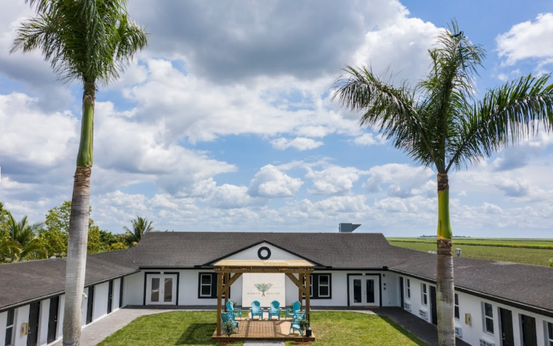 Zinnia Health Lake Okeechobee Verified Pricing Amenities And Info