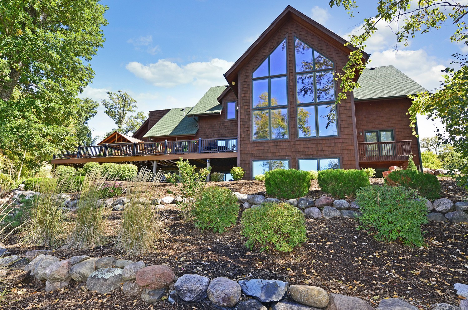 Redemption House: Treatment Options, Amenities & Photos (Minnetrista ...