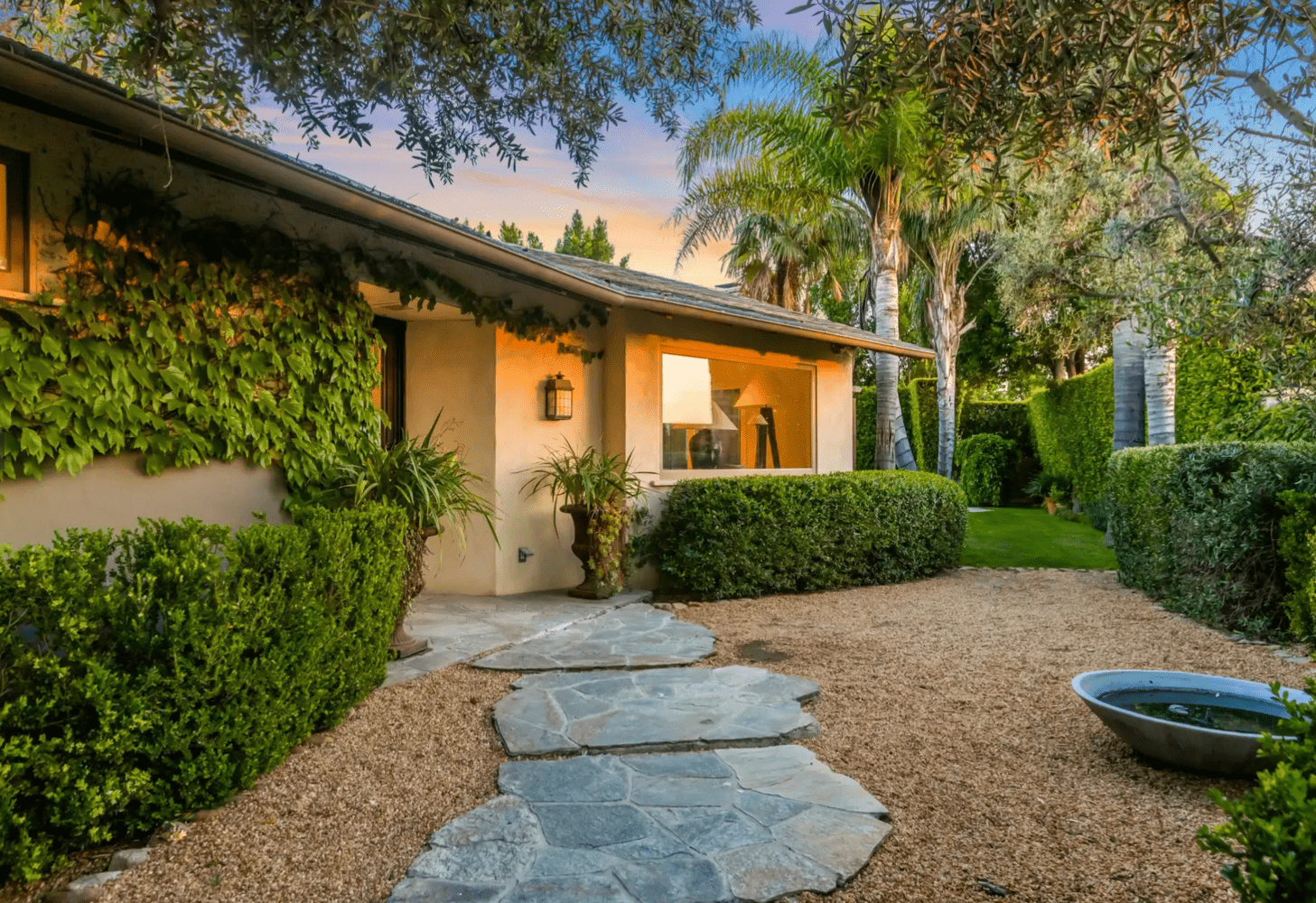 Legacy Healing Center Astral: Treatment Options, Amenities & Photos ...