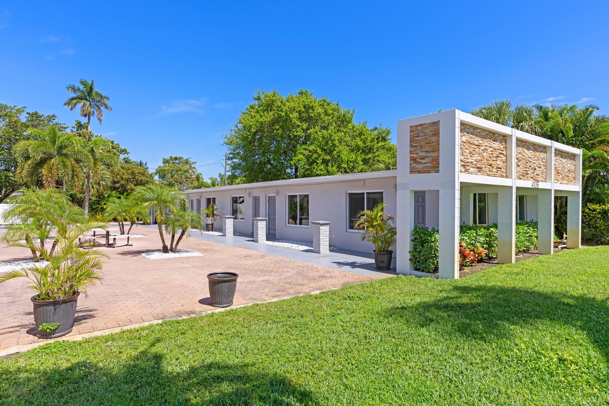 Renaissance Recovery - Florida: Insurance, Amenities & Photos (Lake ...