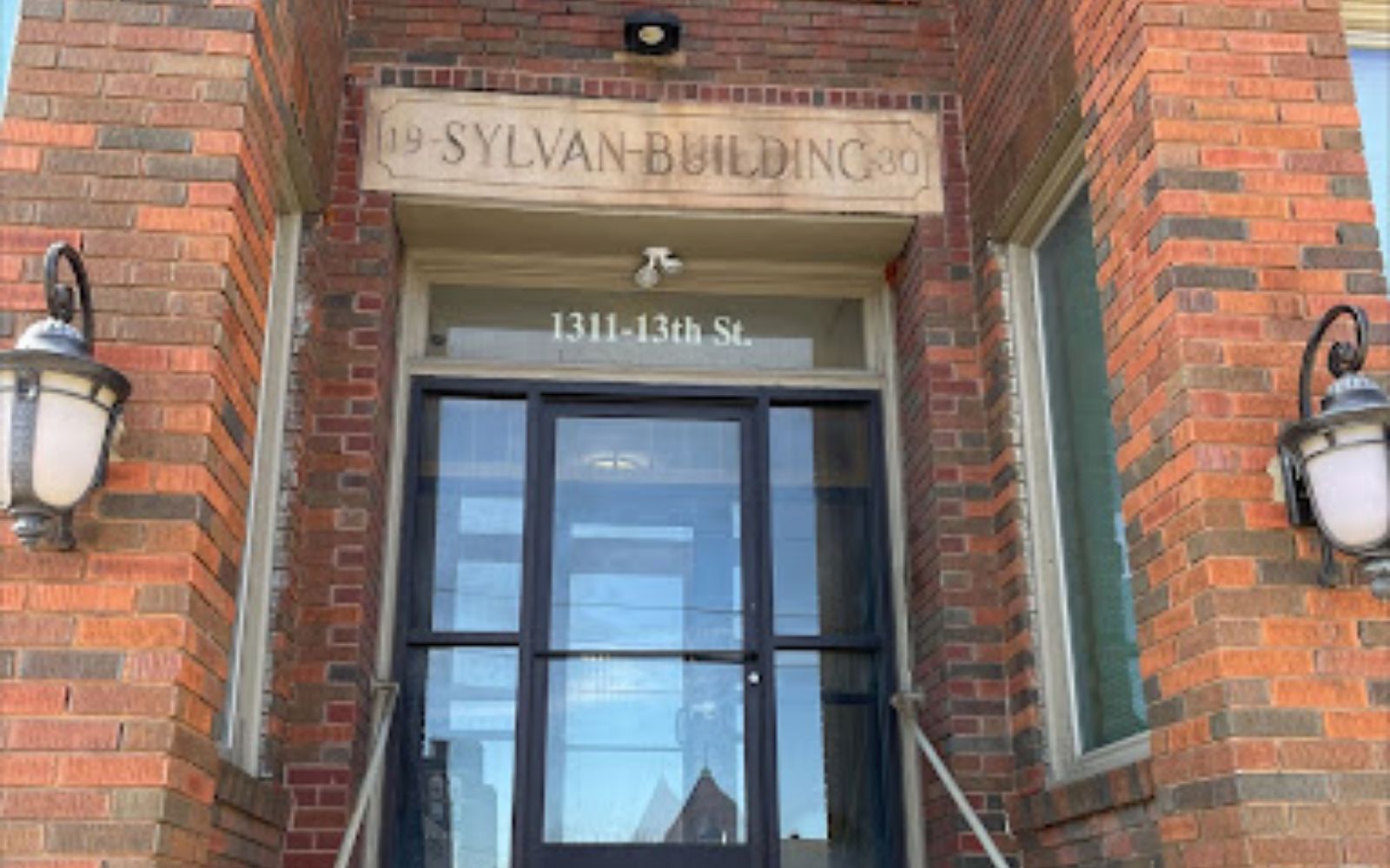 Pyramid Altoona Tradition Halfway House: Treatment Options, Amenities ...