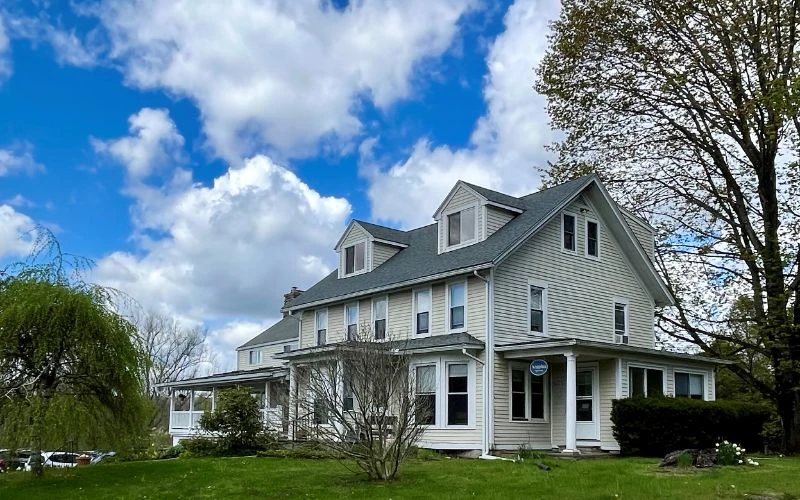 Angelus House at Wellspring: Pricing, Specializations & Photos ...