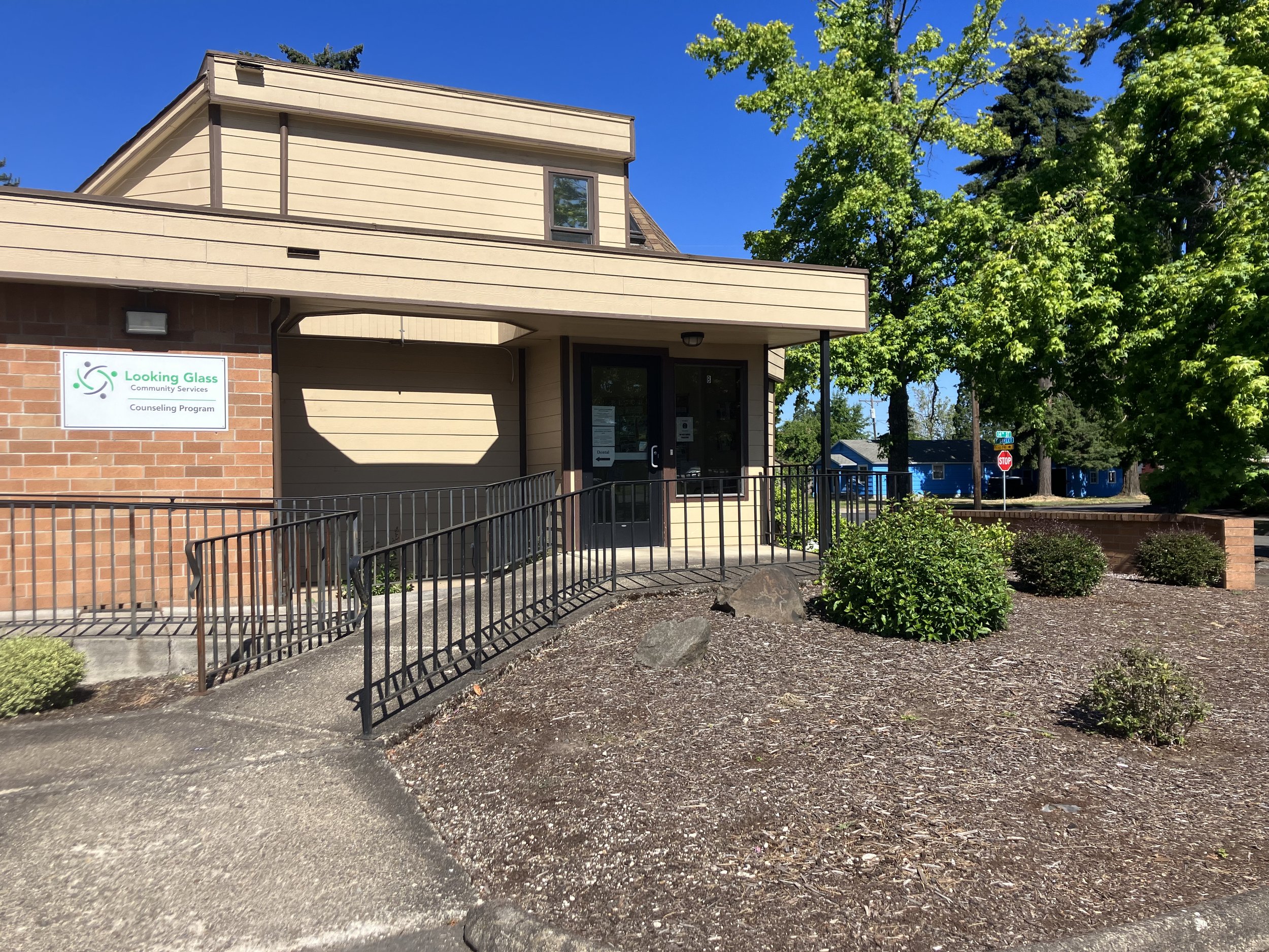 Looking Glass Community Services Counseling Program Springfield ...