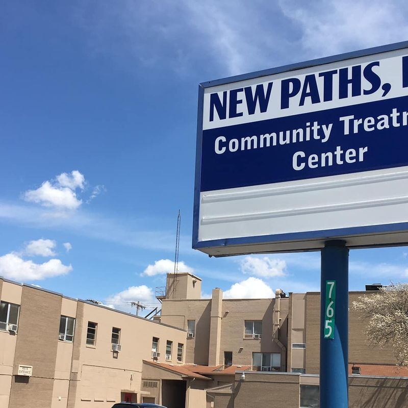 New Paths, Inc.: Treatment Options, Amenities & Photos (Flint, Michigan)