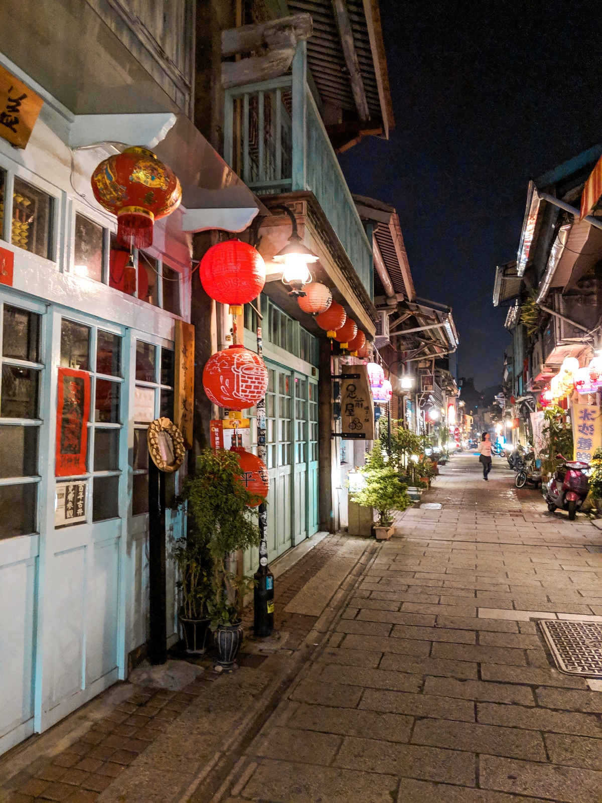 Shennong Street 神農街 | Story | Hero Traveler