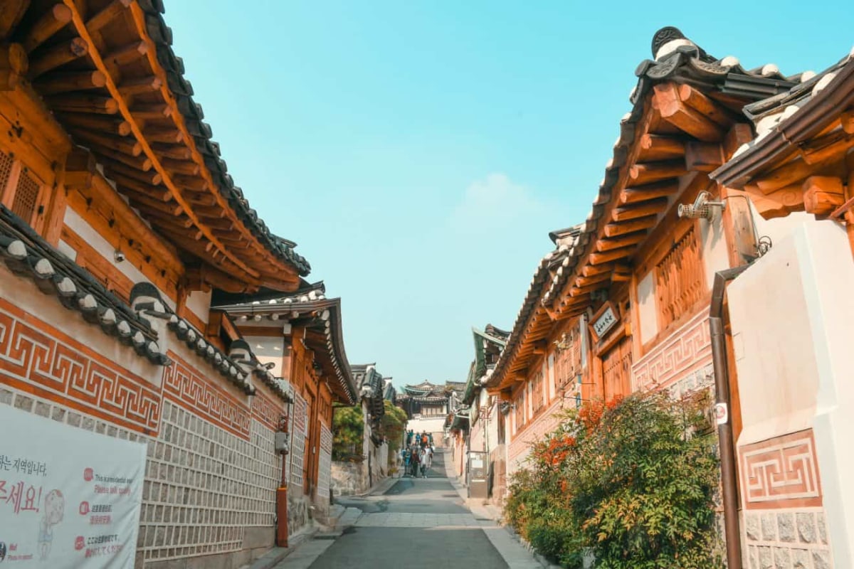8 Views Of Bukchon 북촌 8경 | Story | Hero Traveler