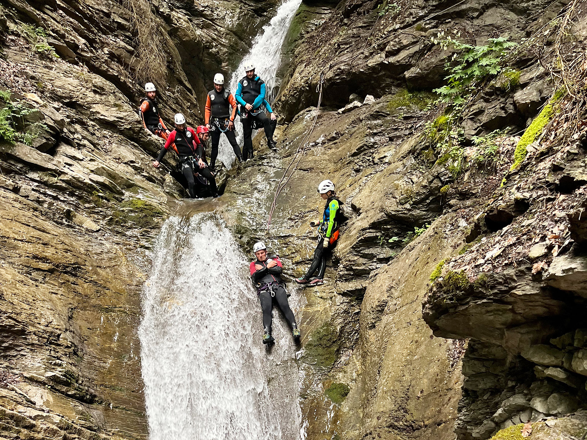 Canyoning - Bureau des Guides de Morzine Avoriaz | Activities
