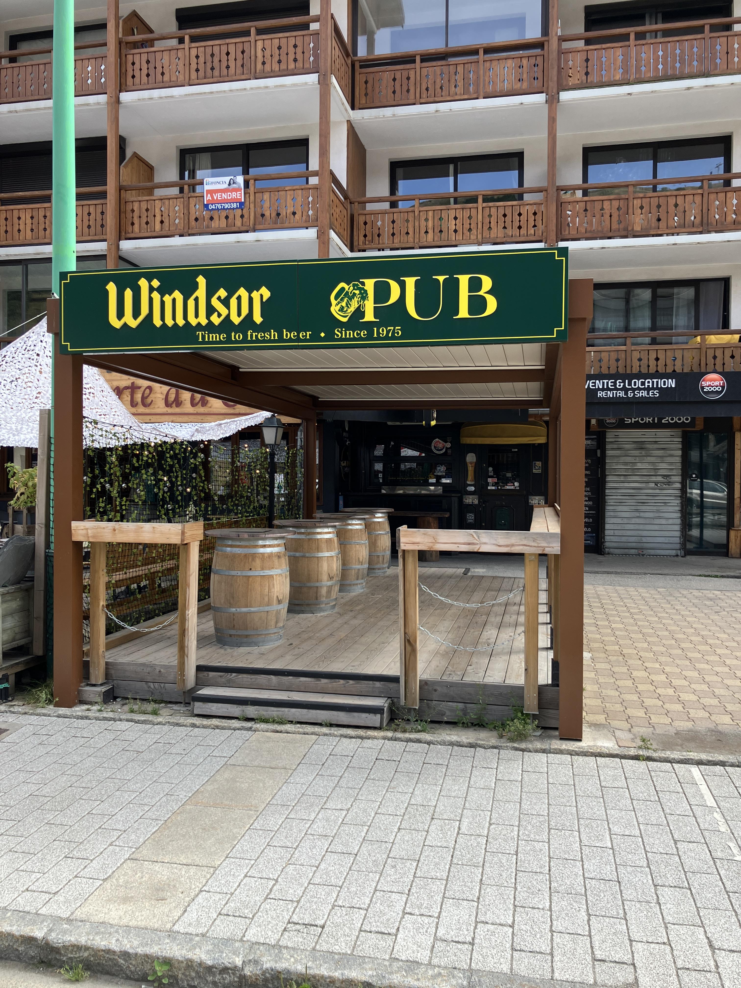 Pub Le Windsor | Bars