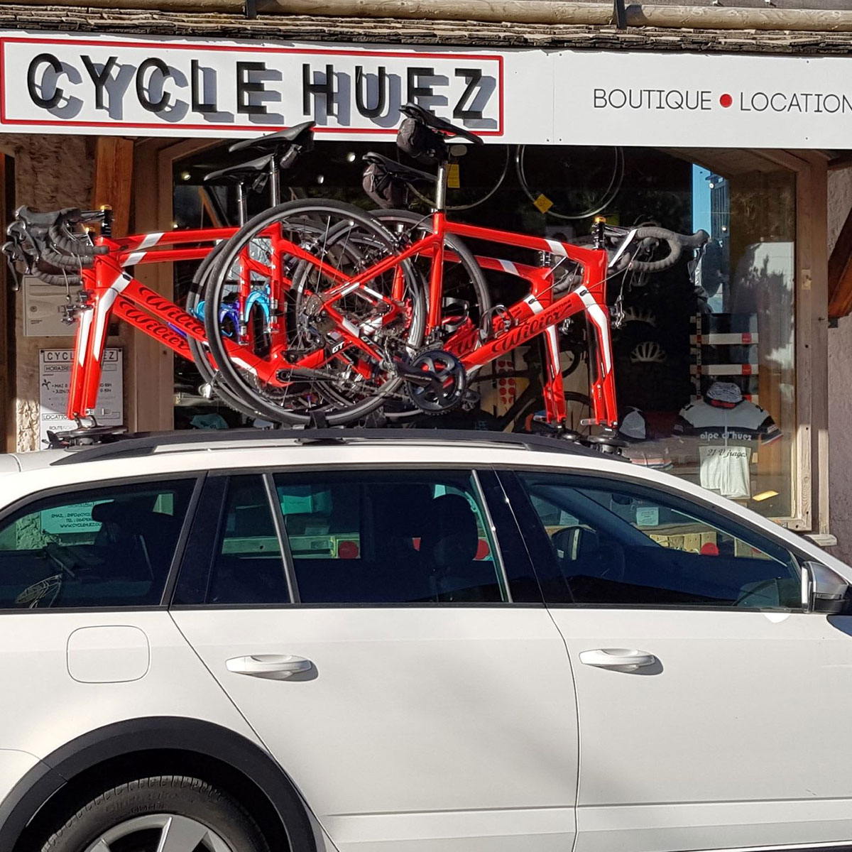 Cycle Huez | Shops and services