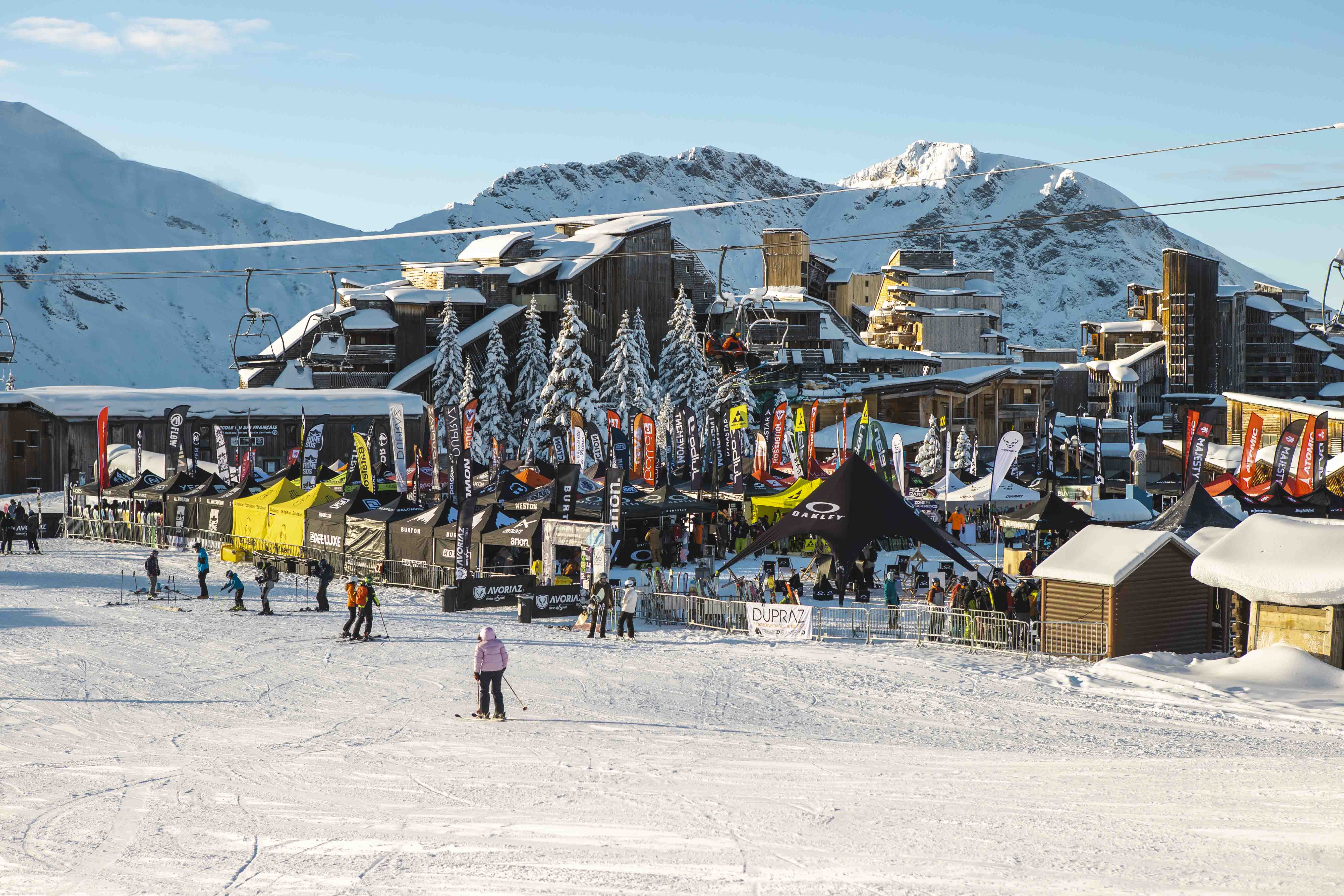Rock On Snow brand village | Shops and services