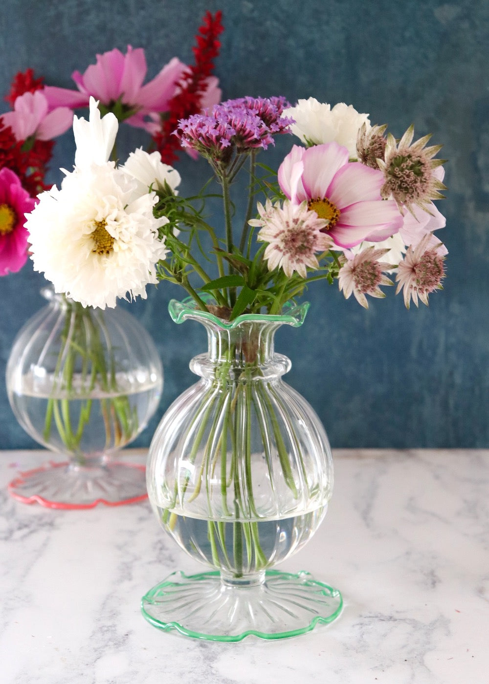 NEW IN: Nanu Glass Vase - Green | EnableAll