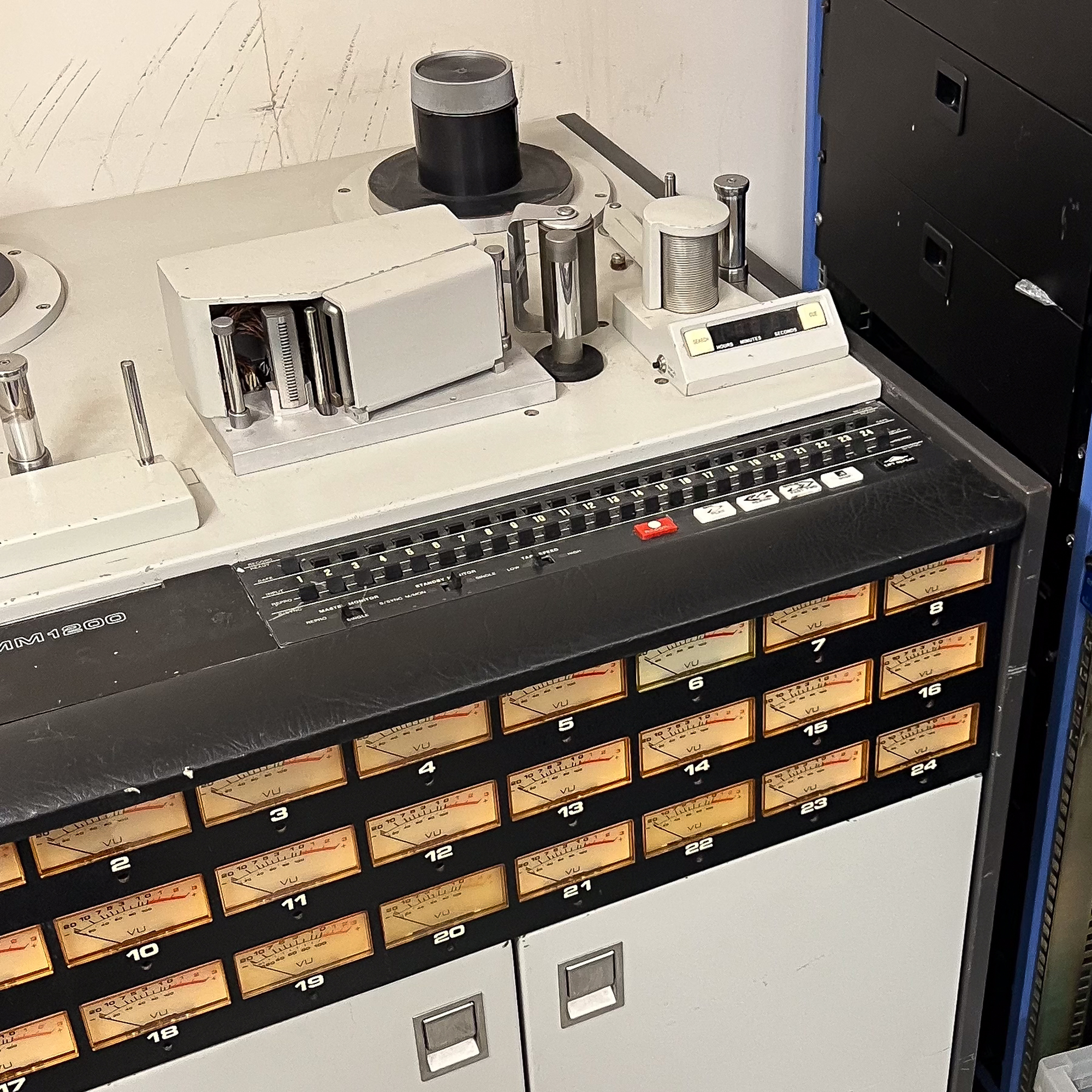 Roxy Music's Phil Manzanera Opens a Reverb Shop | Reverb News