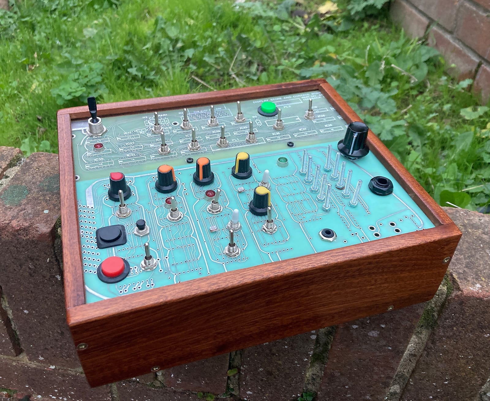 Gallery: Nifty Handcrafted & Modified Gear | Reverb