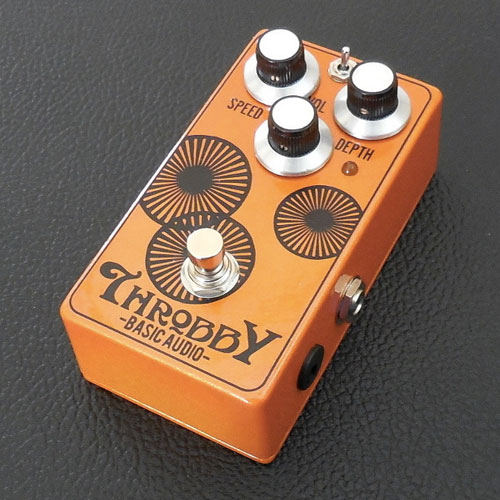 The 6 Types of Tremolo Explained | Reverb News