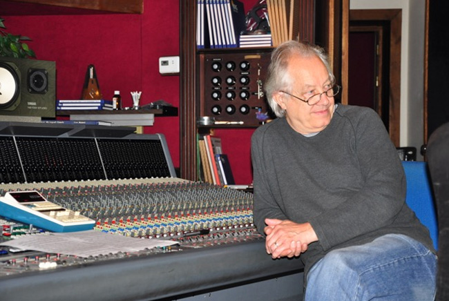 Tony Platt dévoile les secrets du son d’Angus | Actualités Reverb