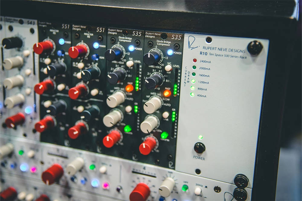 Gallery: Highlights and New Releases from AES 2017 | Reverb News