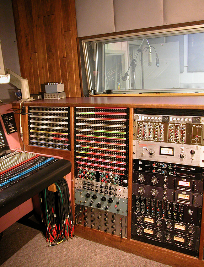 L.A.'s The Sound Factory Lists Collection of Historic | Reverb News