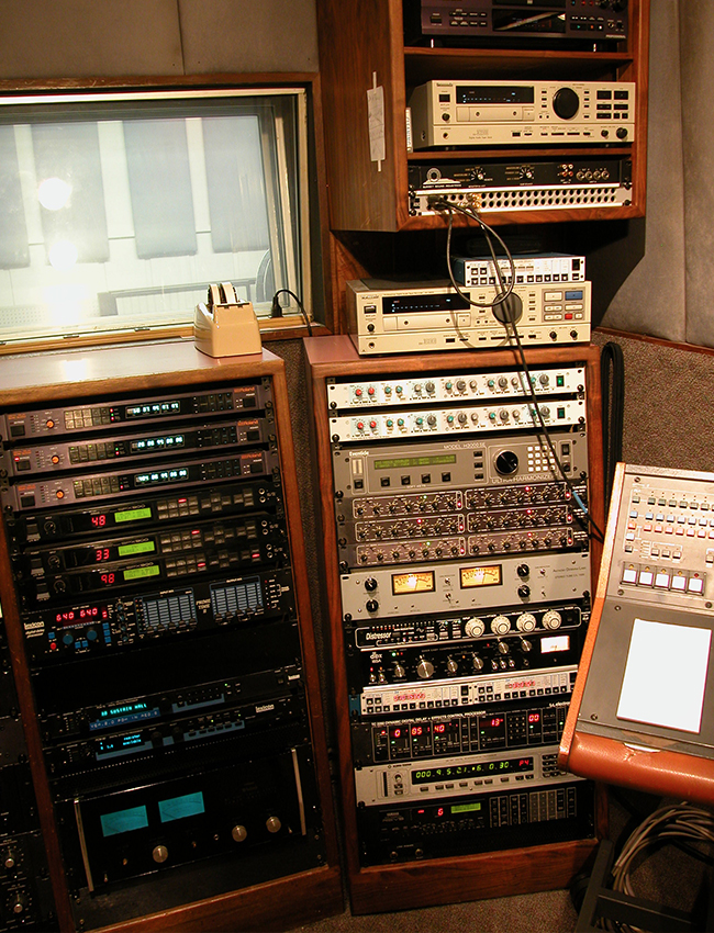 L.A.'s The Sound Factory Lists Collection of Historic | Reverb News